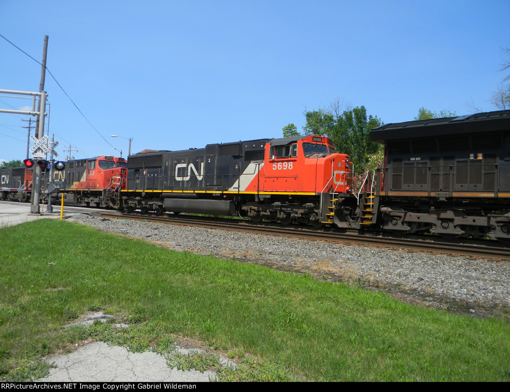 CN 5698